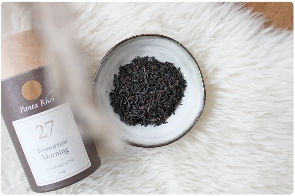 Schwarzer Tee Sorten: Ein Überblick über Assam, Darjeeling & co.